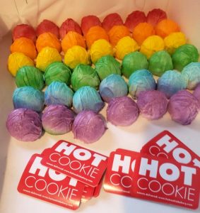 Custom Mini Macaroons – Hot Cookie